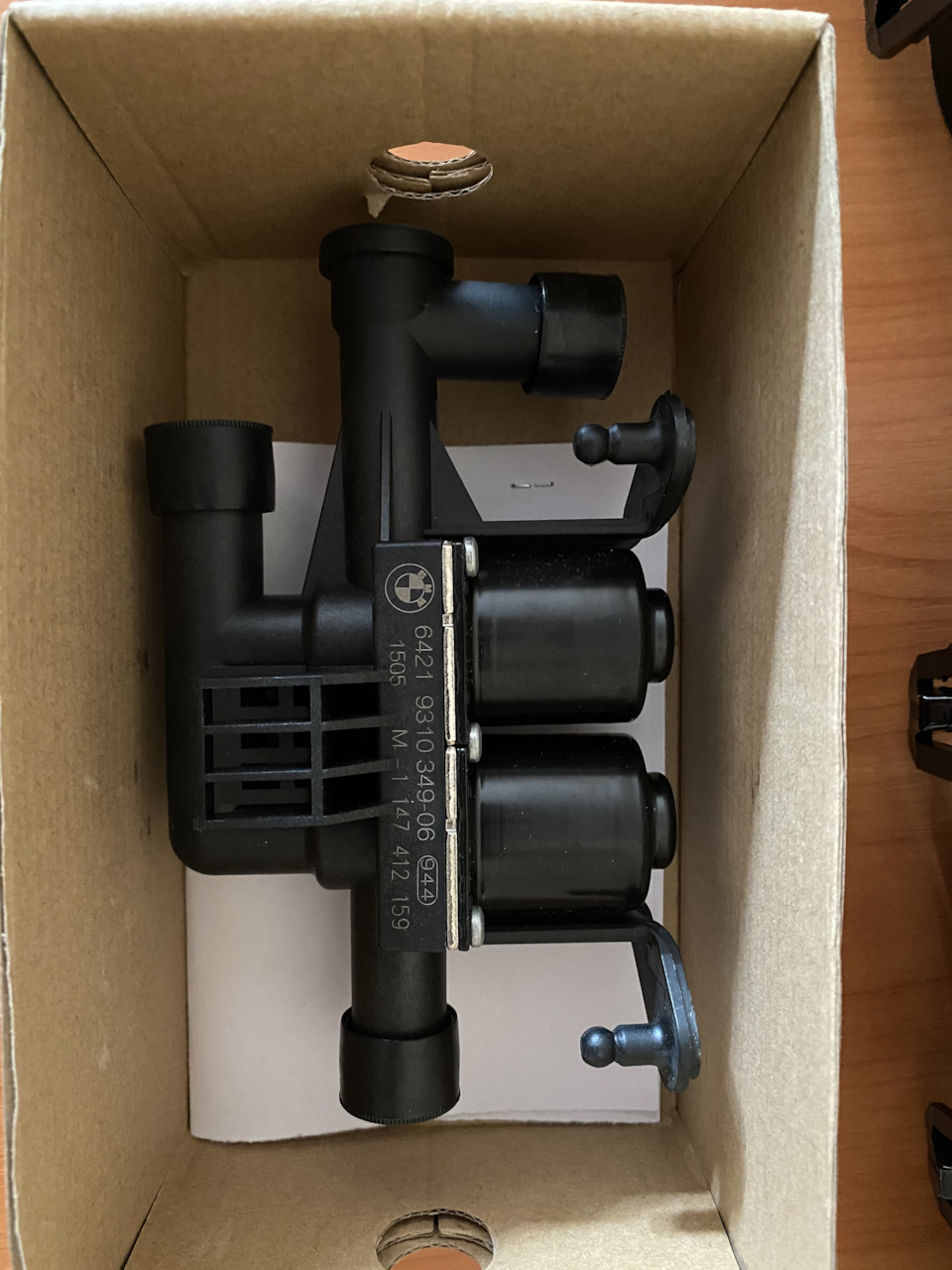 64219310349 Водяной клапан BMW | Запчасти на DRIVE2