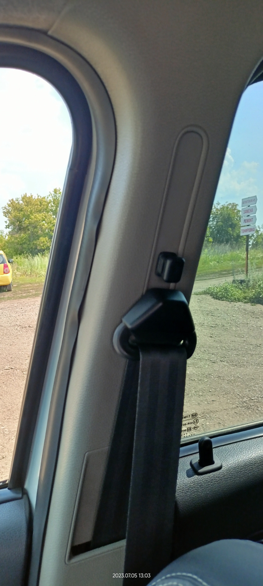 Замена уплотнителей передних дверей — Renault Logan (1G), 1,6 л, 2009 ...
