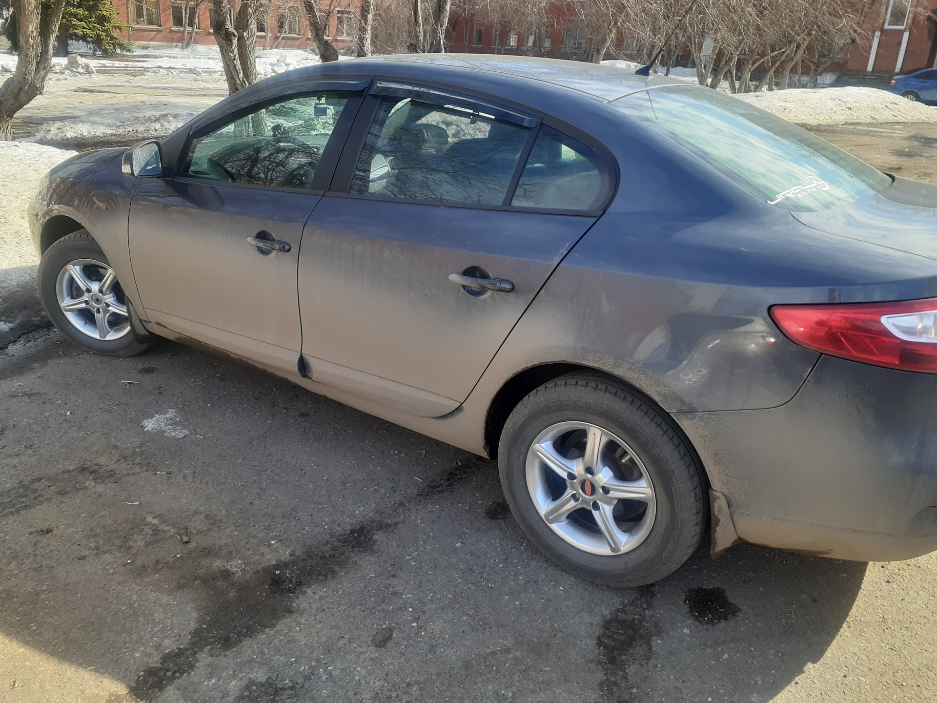 Диски — Renault Fluence, 1,6 л, 2011 года | колёсные диски | DRIVE2