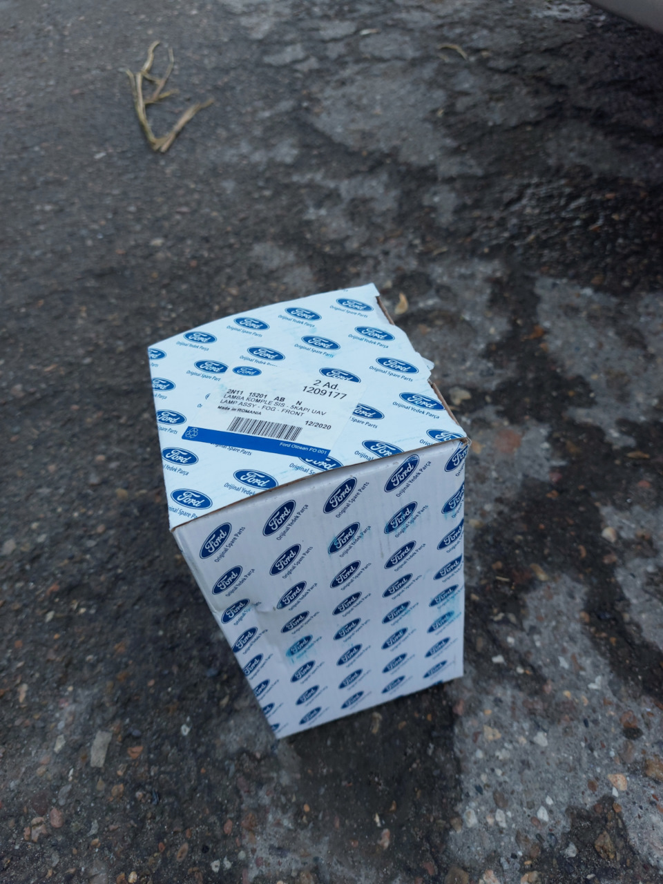 1209177 Фара противотуманная / C-Max, Fiesta, Fusion, Focus II/III ...