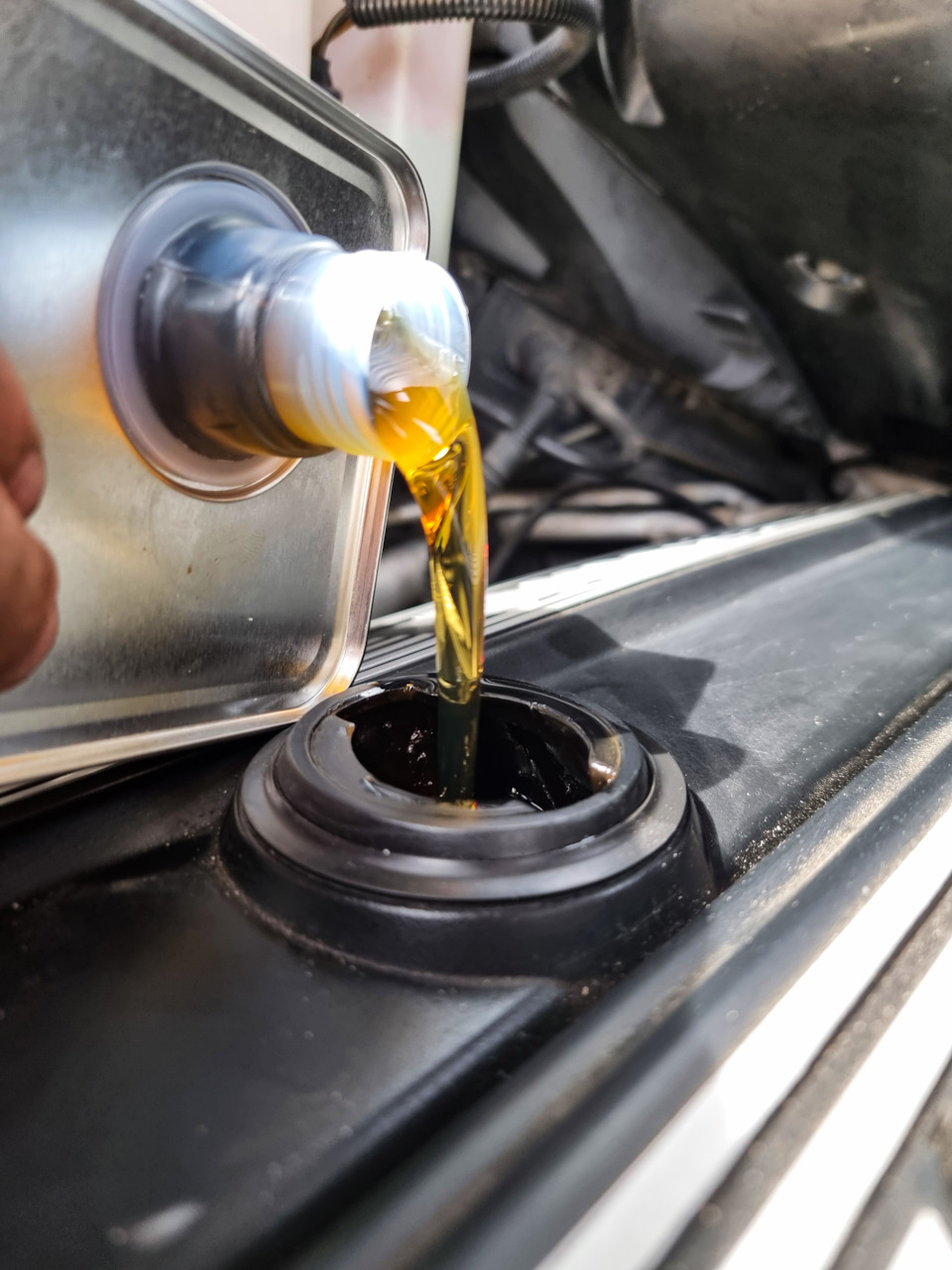 2️⃣7️⃣3️⃣ Масло ROLF ULTRA 5W-40 — BMW X5 (E53), 3 л, 2002 года ...