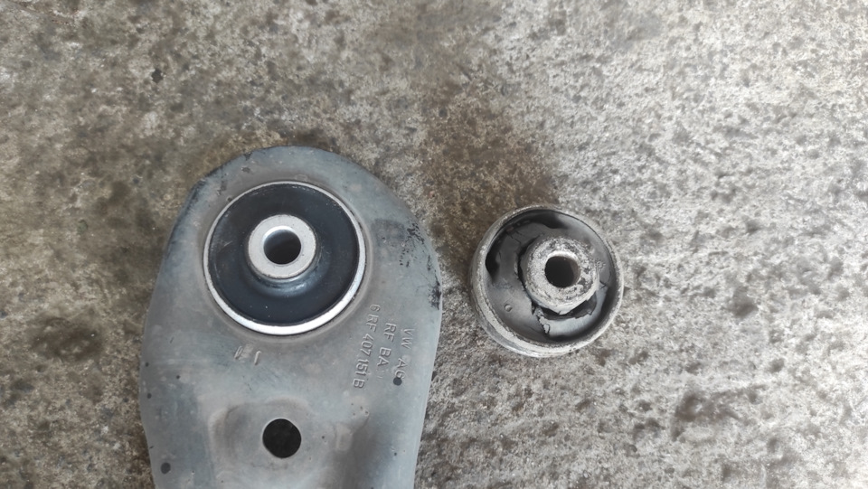 6RF407151B Рычаг подвески, поперечный VAG | Запчасти на DRIVE2