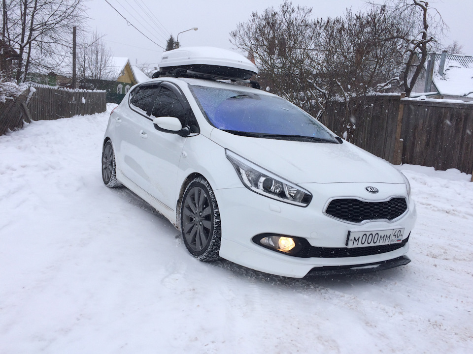 42. Нижний обвес, крепление бампера, набор от Goodyear — KIA Ceed (2G ...