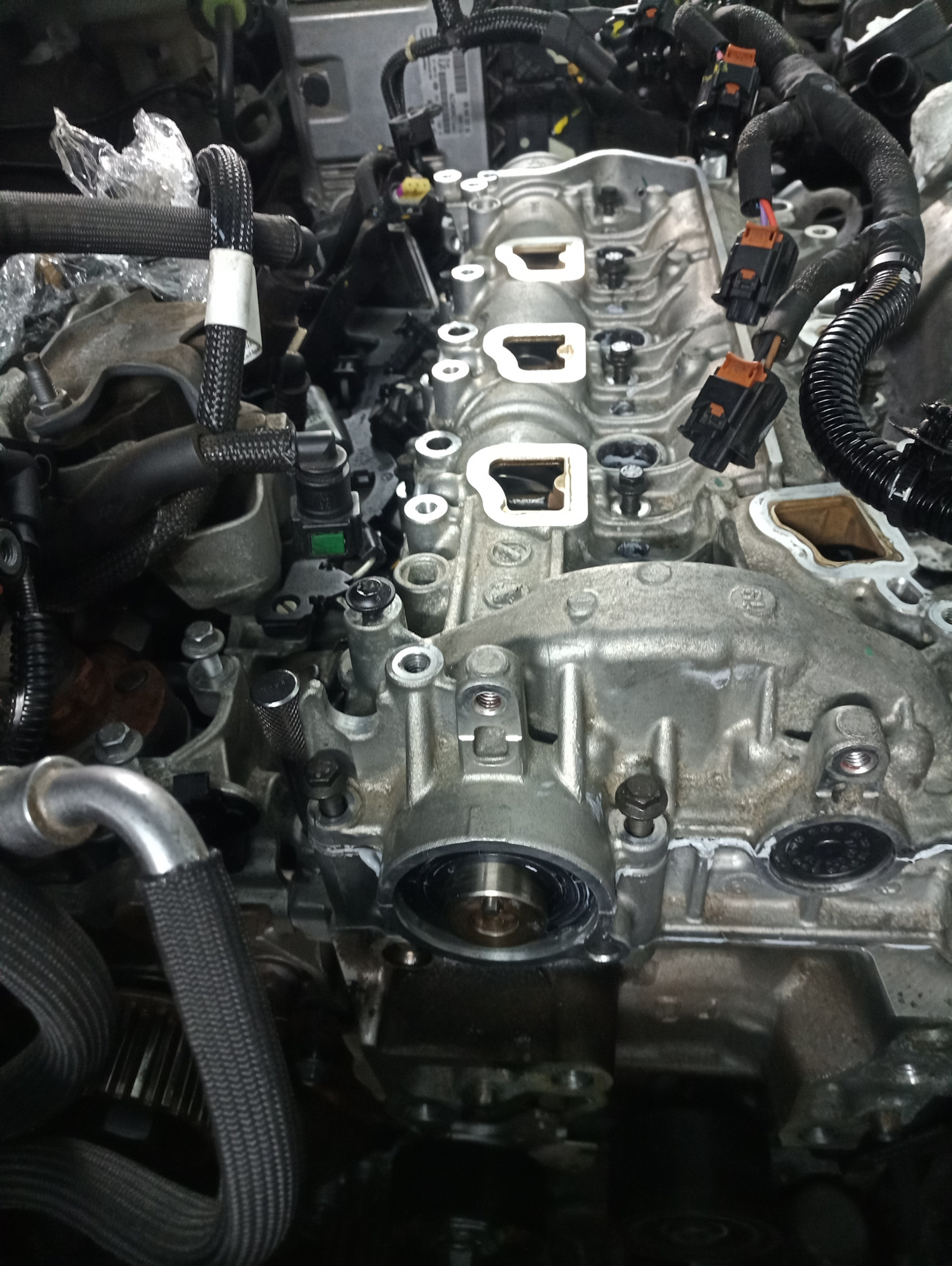 Замена всеми любимой цепи распредвалов на двигателе DV5RC — Peugeot 508 ...