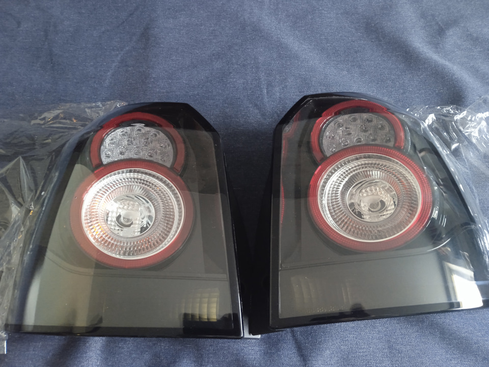 Задние фонари — Land Rover Freelander 2 (L359), 2,2 л, 2011 года ...