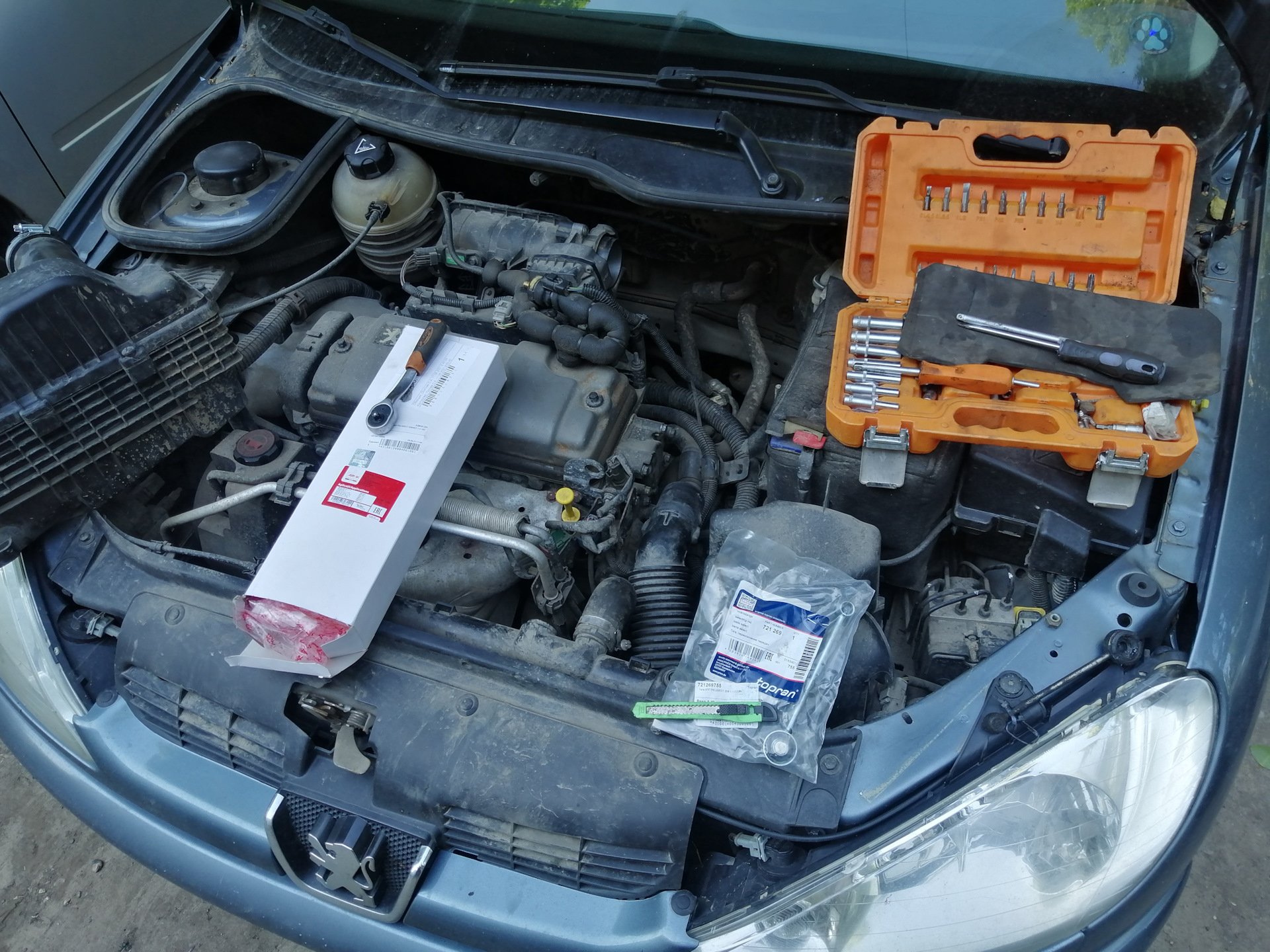 Замена тяги кулисы — Peugeot 206, 1,4 л, 2007 года | своими руками | DRIVE2