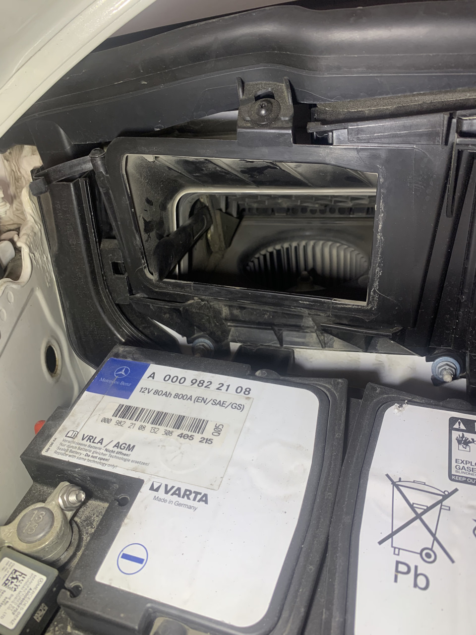 A0009822108 Стартерная аккумуляторная батарея Mercedes | Запчасти на DRIVE2