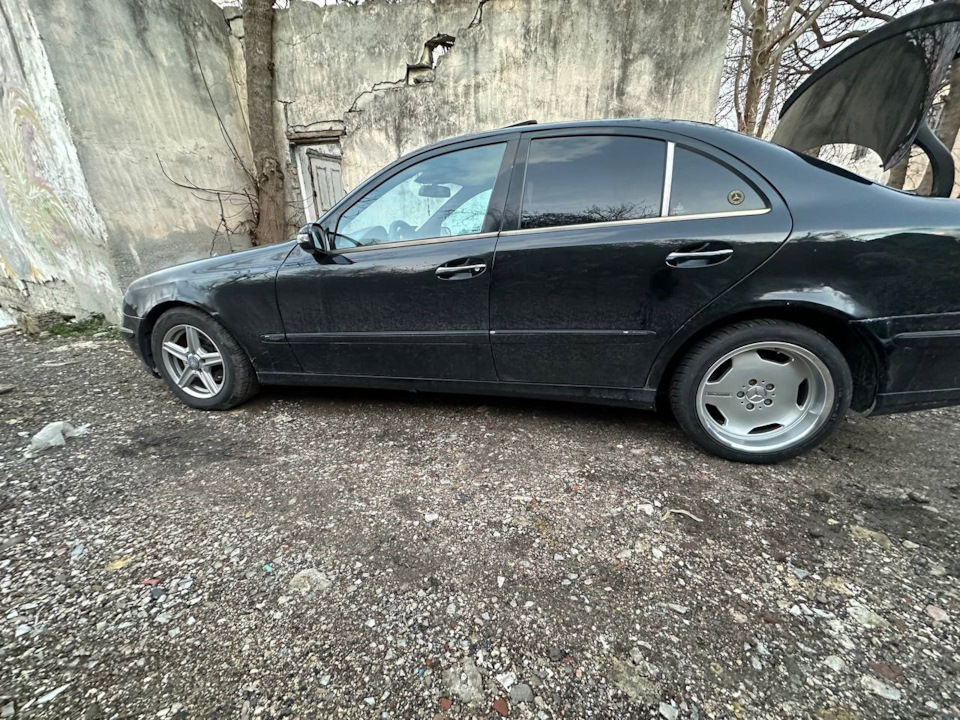 Зима на зиму — Mercedes-Benz E-Class (W211), 2,7 л, 2002 года ...