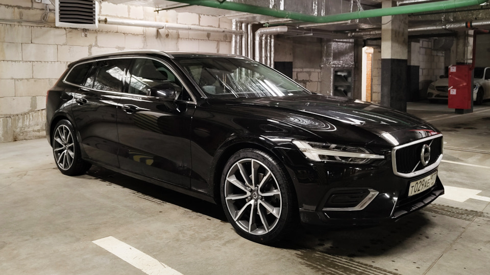 Volvo V60 (2G) 2.0 дизельный 2019 | II D4 Momentum на DRIVE2