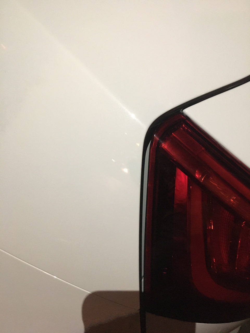 Стал криво закрываться багажник — Audi Q5 (1G), 2 л, 2014 года ...
