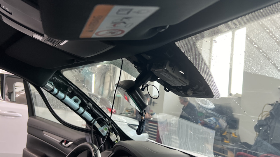Установка штатного регистратора — Mazda CX-5 (2G), 2,5 л, 2020 года ...