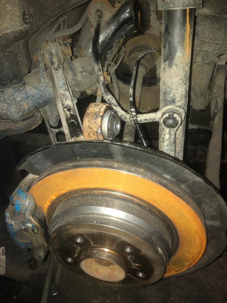 Трясём подвеску, напросилась. — BMW X1 (E84), 2 л, 2012 года | плановое ...