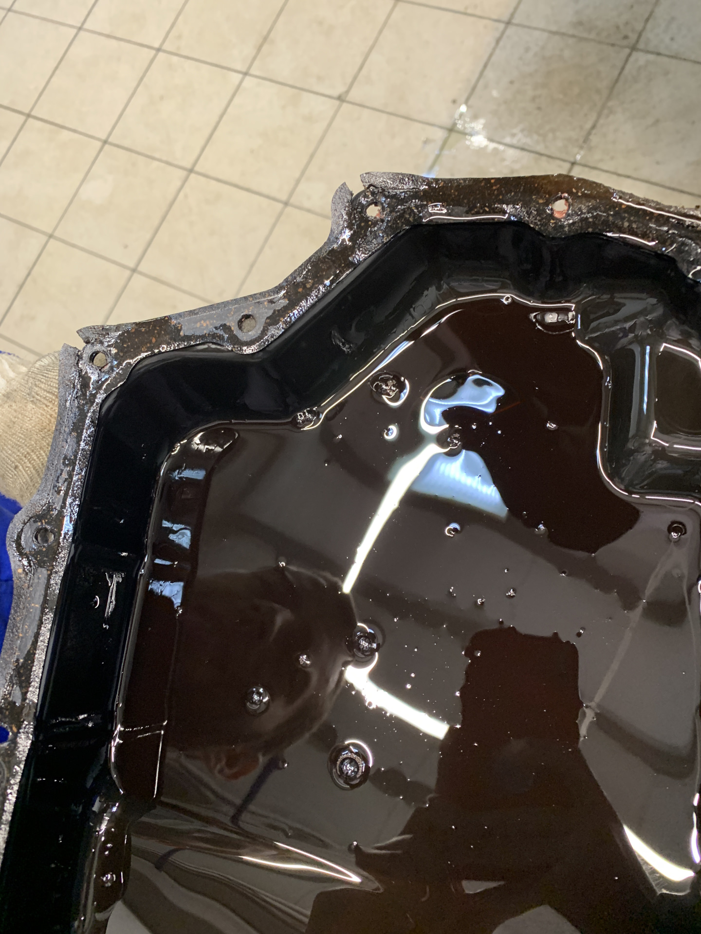 Замена гофры или устранение пердежа — Audi A6 (C6), 3 л., 2009 года ...