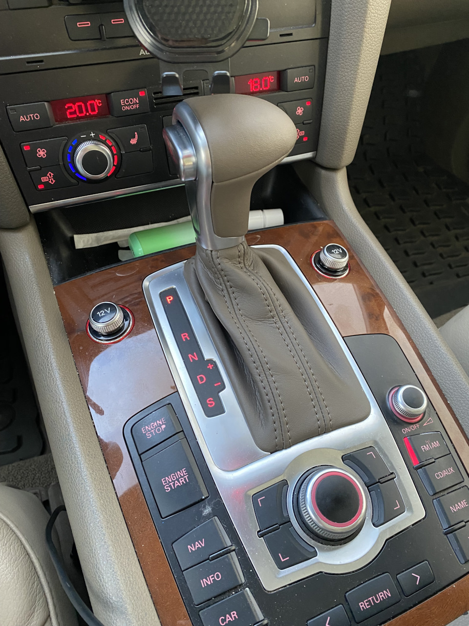 Больше реста в салон — Audi Q7 (1G), 3,6 л, 2007 года | стайлинг | DRIVE2