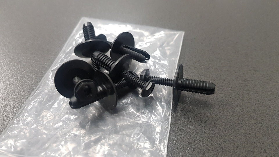 51718259788 заклепка с распорной втулкой BMW | Запчасти на DRIVE2