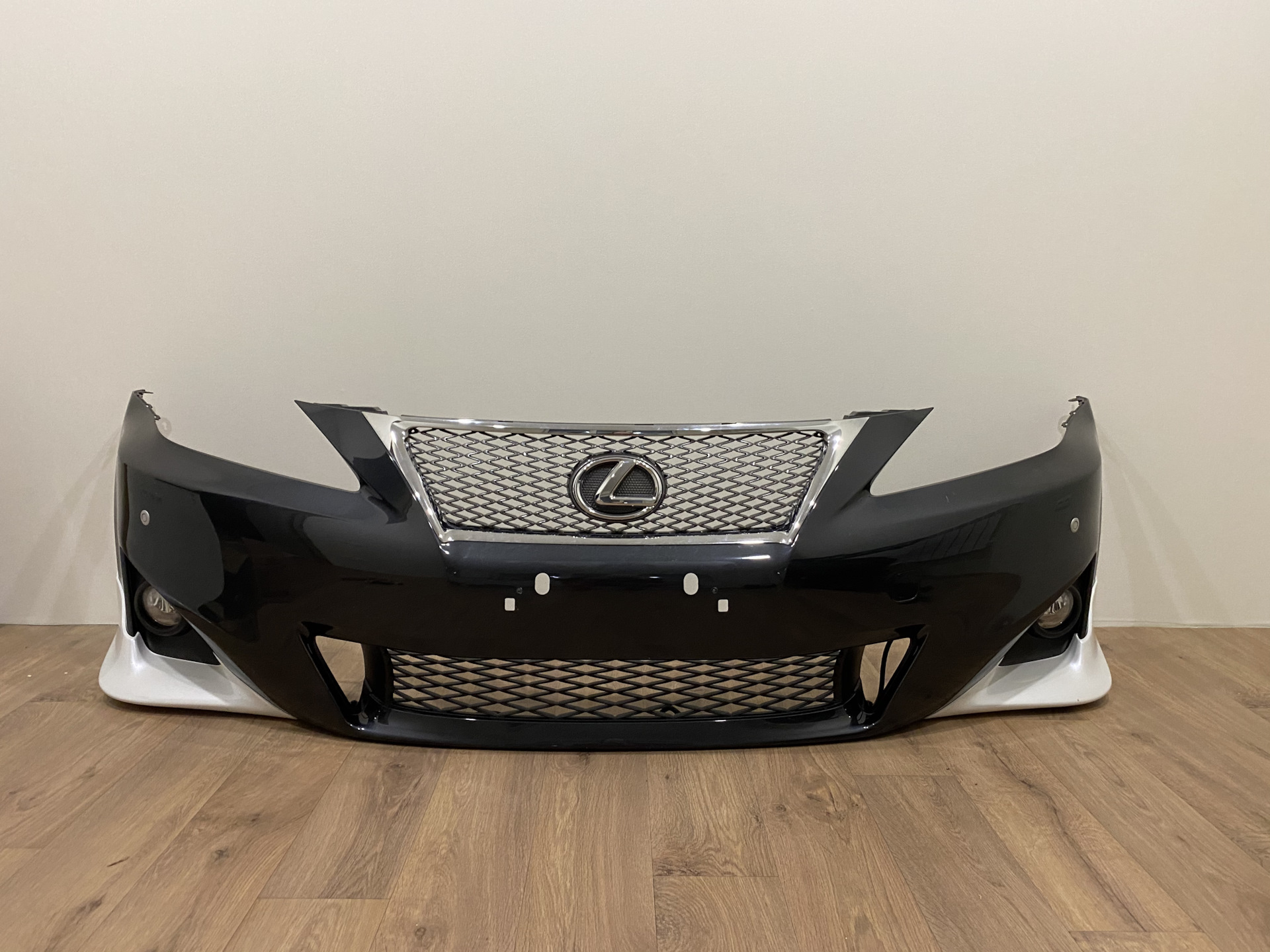 Бампер второй рейстайлинг ф спорт — Lexus IS II, 2,5 л, 2007 года ...