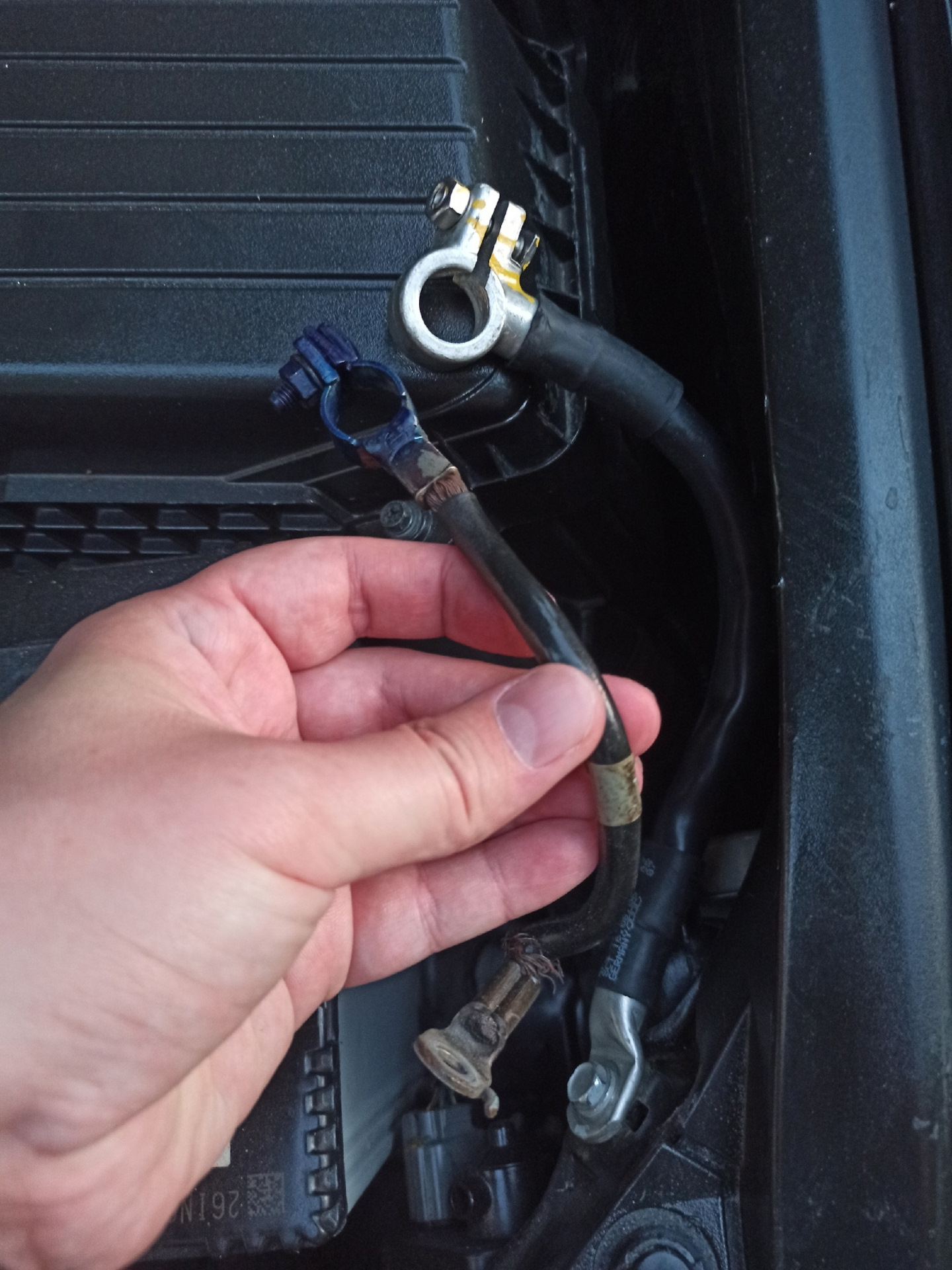 Замена топливной рампы в сборе, минусовая клемма audi a6. — Honda ...