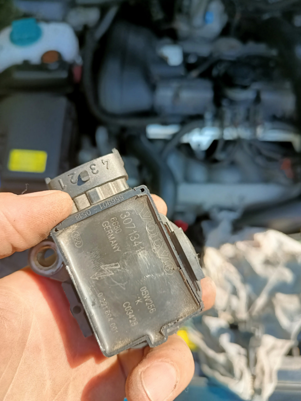 0221604001 Катушка зажигания BOSCH | Запчасти на DRIVE2