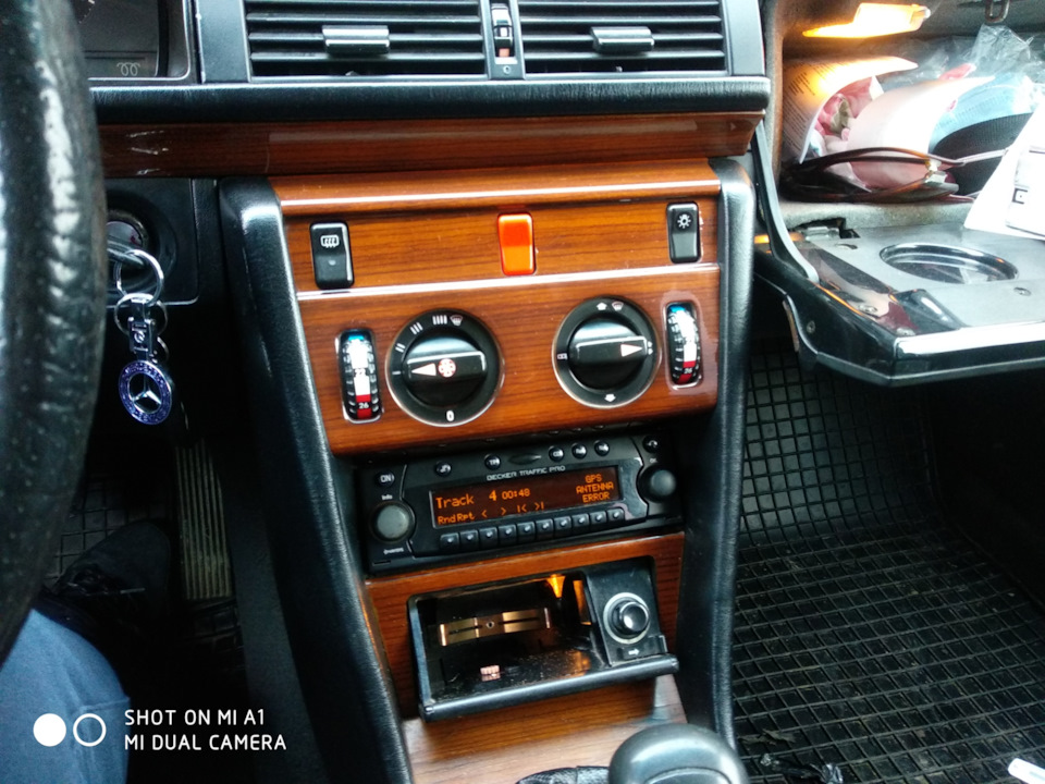 Becker Traffic Pro — Mercedes-Benz E-Class (W124), 2 л, 1990 года ...