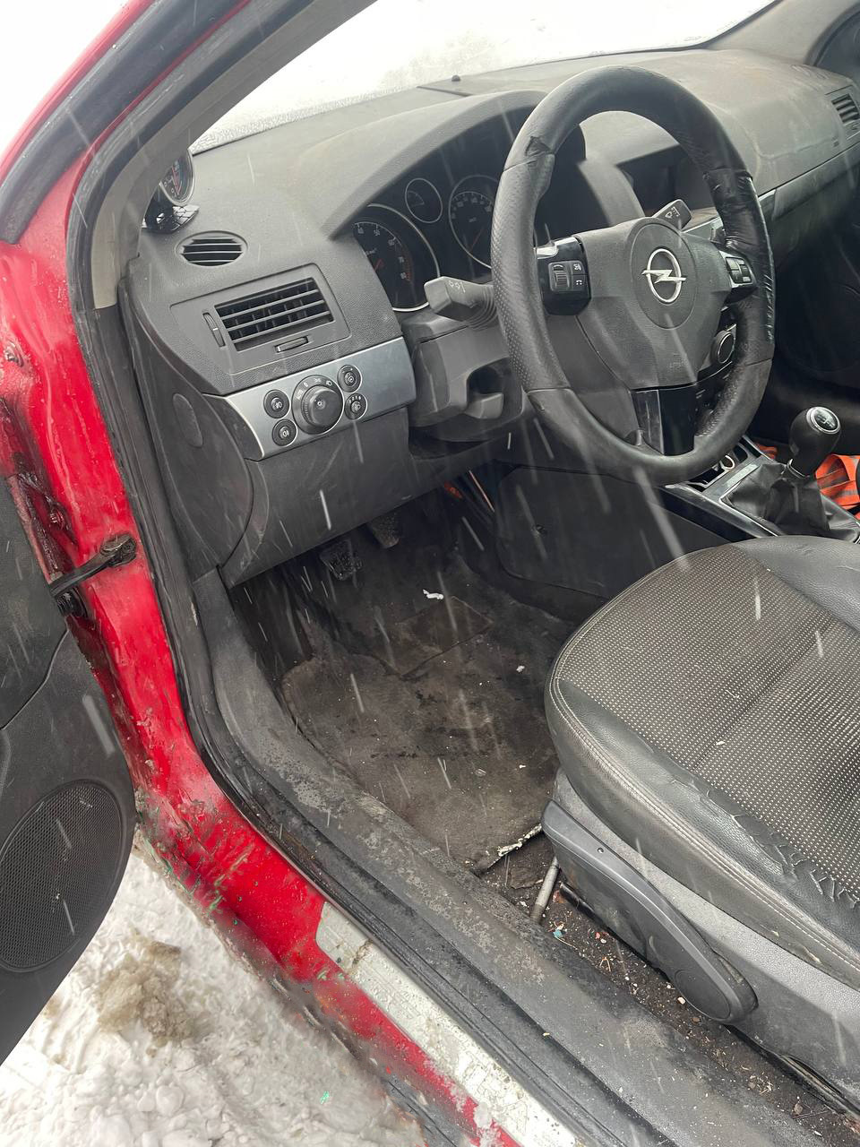 Коврики — Opel Astra H GTC, 3 л, 2007 года | плановое ТО | DRIVE2