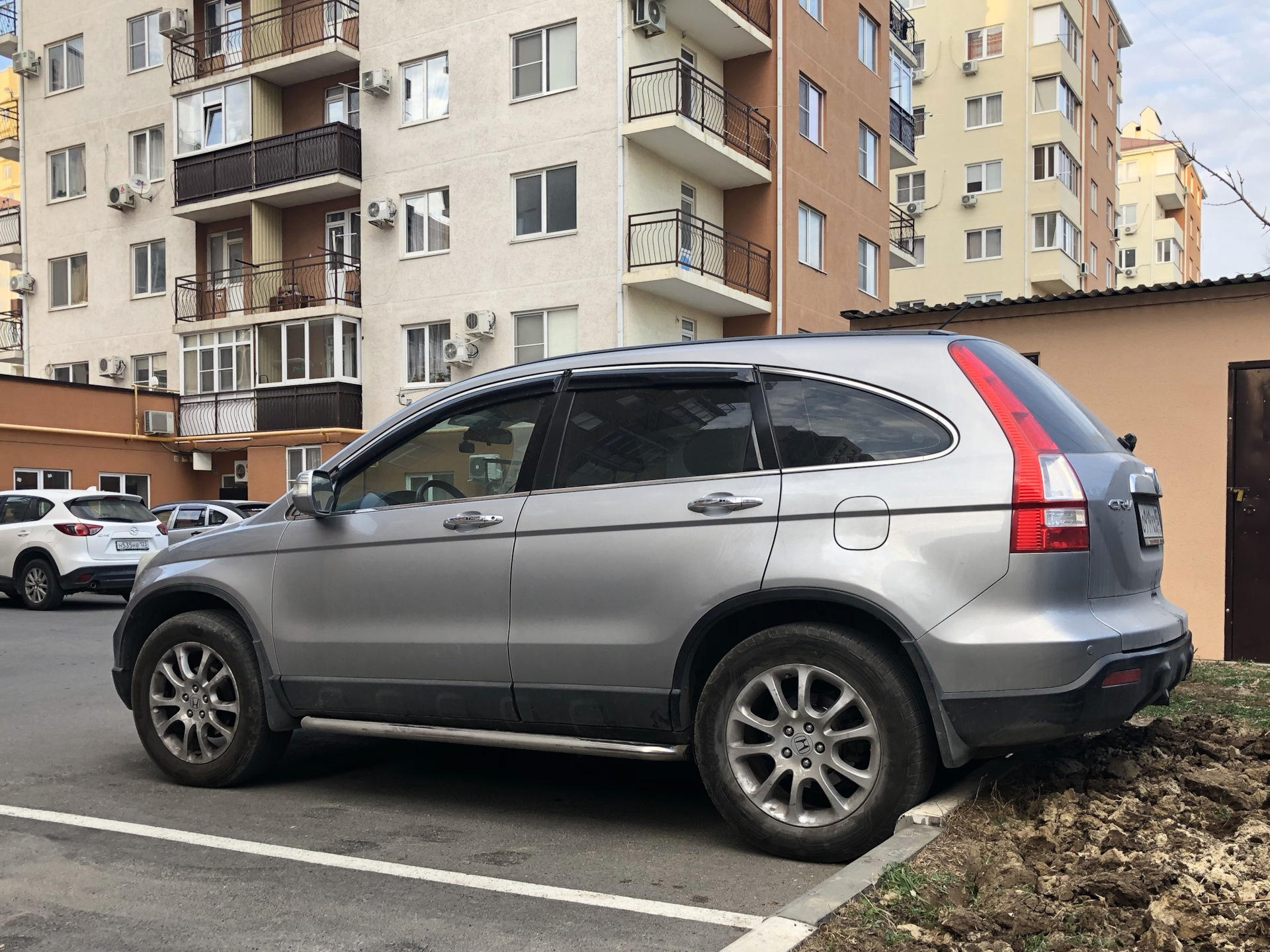 Приподнял немного с запасом на будущее — Honda CR-V (RE), 2 л, 2007 года | тюнинг | DRIVE2
