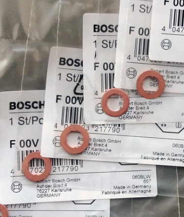 Заміна прокладок та болта під 1-2 форсунками — Volkswagen Passat B7, 2 ...