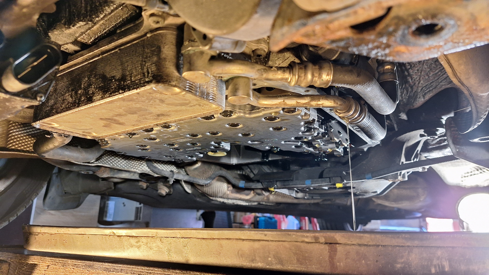 S-Tronic (DL501) померла. — Audi A6 Avant (C7), 3 л, 2014 года ...