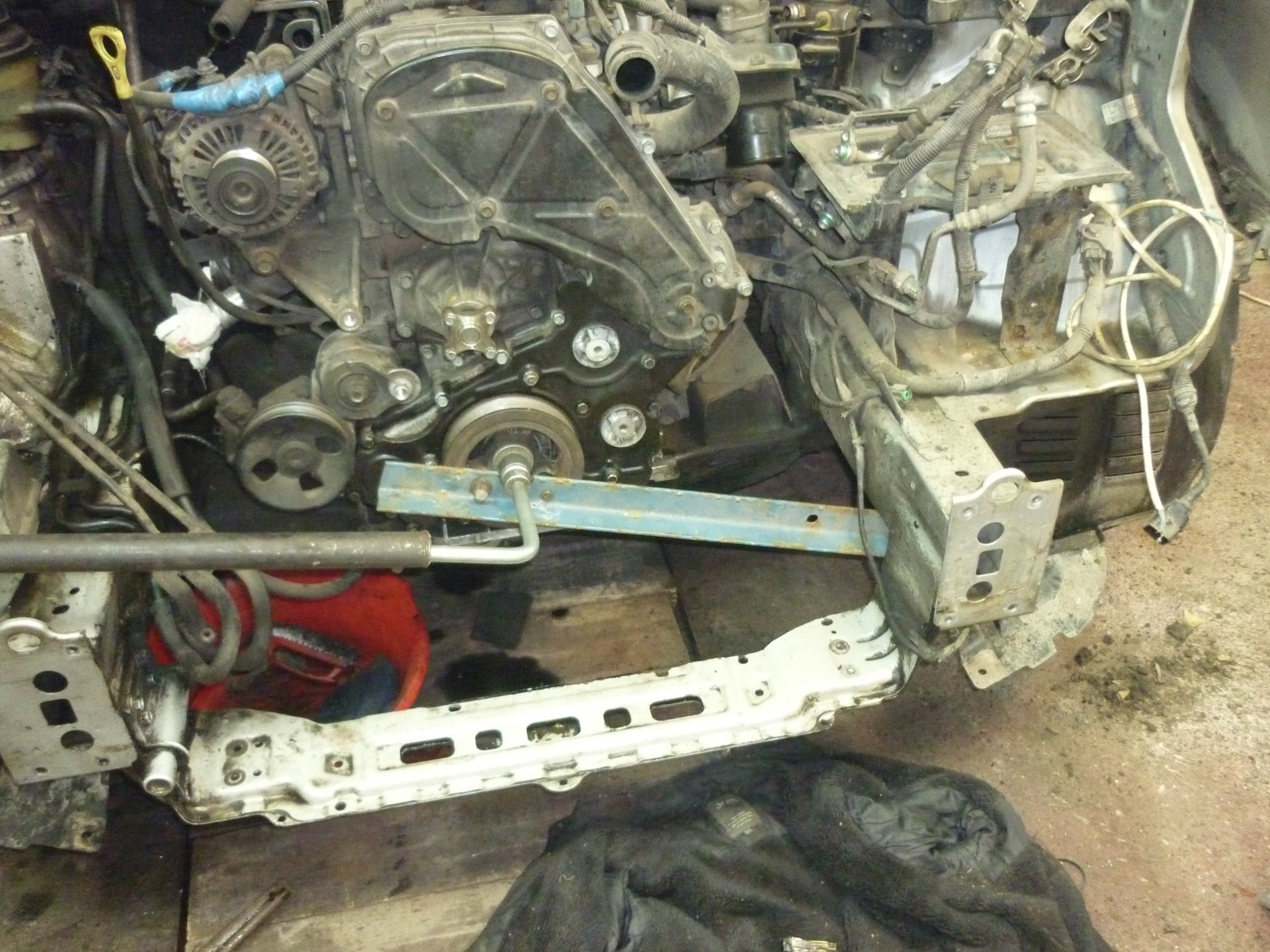 Замена ГРМ, сальника коленвала, помпы. — Hyundai H-1 (2G), 2,5 л, 2009 ...