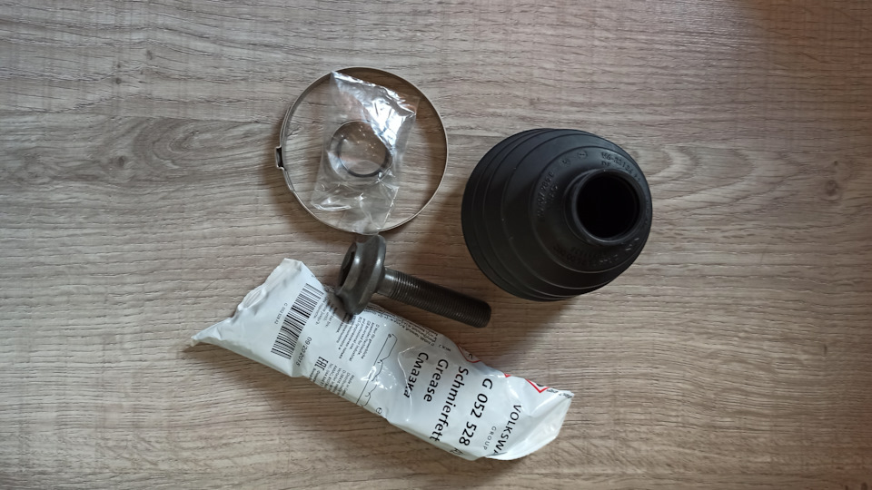 8R0498203 Пыльник ШPУCа с монт VAG | Запчасти на DRIVE2