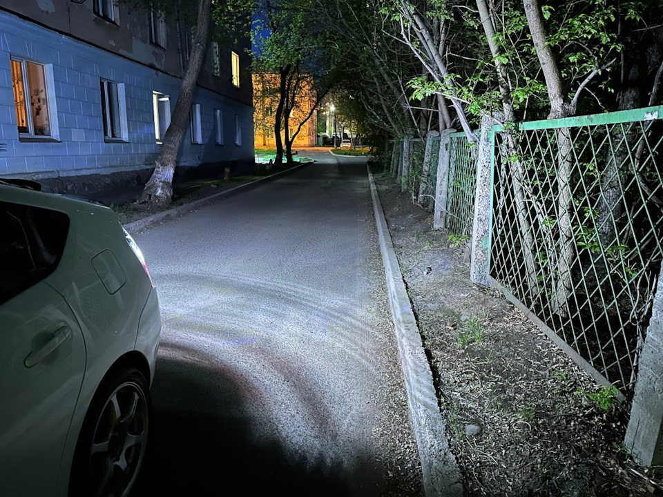Светодиодные лампы заднего хода T20 — Toyota Prius (20), 1,5 л, 2010 ...