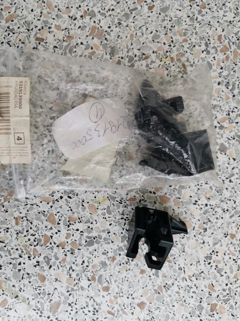 9219135000 Клипса фары KIA HYUNDAI | Запчасти на DRIVE2