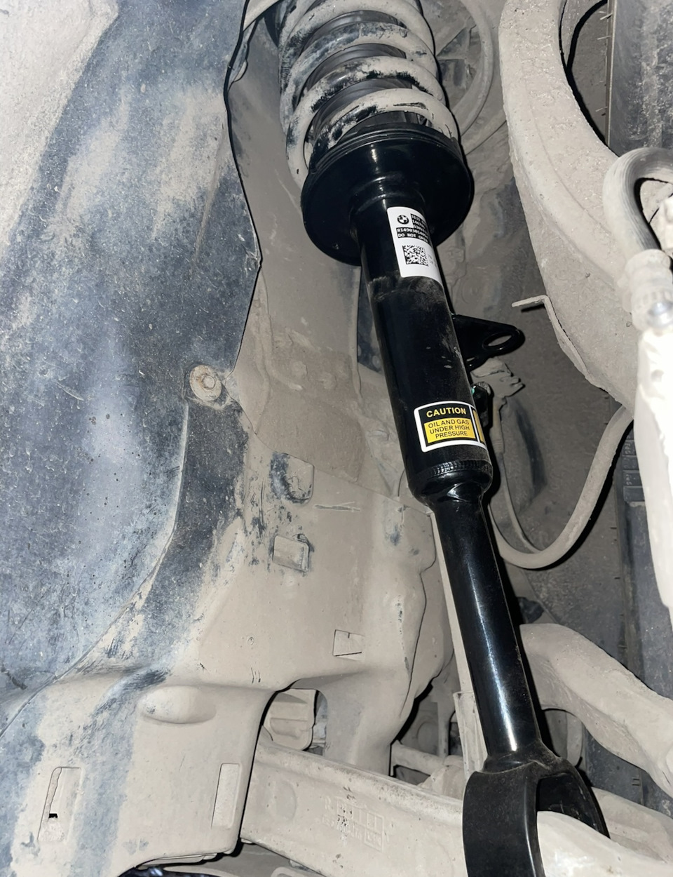 Приехали стойки! — BMW 5 series (G30), 2 л, 2017 года | визит на сервис ...