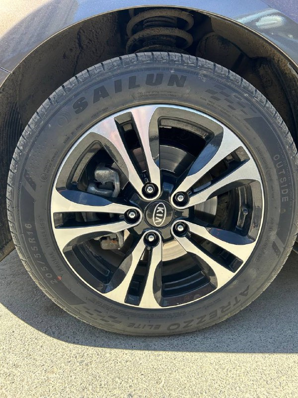 Шины летние Sailun 205/55 R16, литые диски KIA 6,5Jx16 ET50 5x114,3 на ...