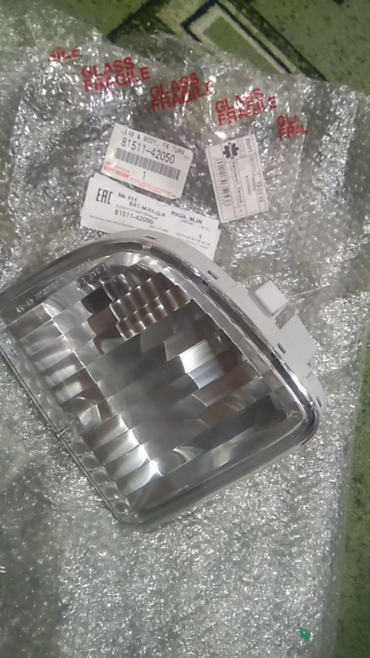 8151142050 Поворотник для Rav4 TOYOTA LEXUS | Запчасти на DRIVE2