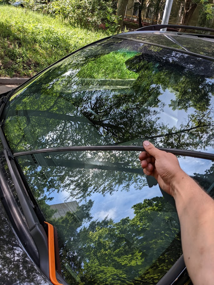 Молдинг лобового стекла — BMW X5 (E53), 3 л, 2001 года | своими руками ...