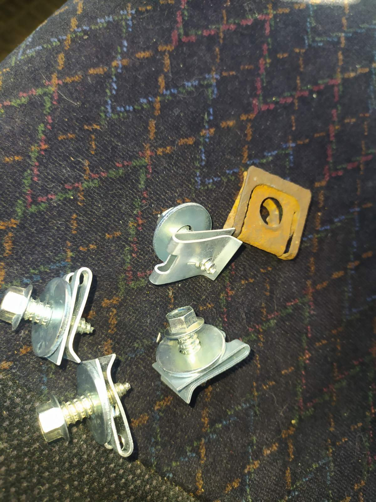 Защита и порожек в багажник — Opel Astra J, 1,7 л, 2014 года | своими ...