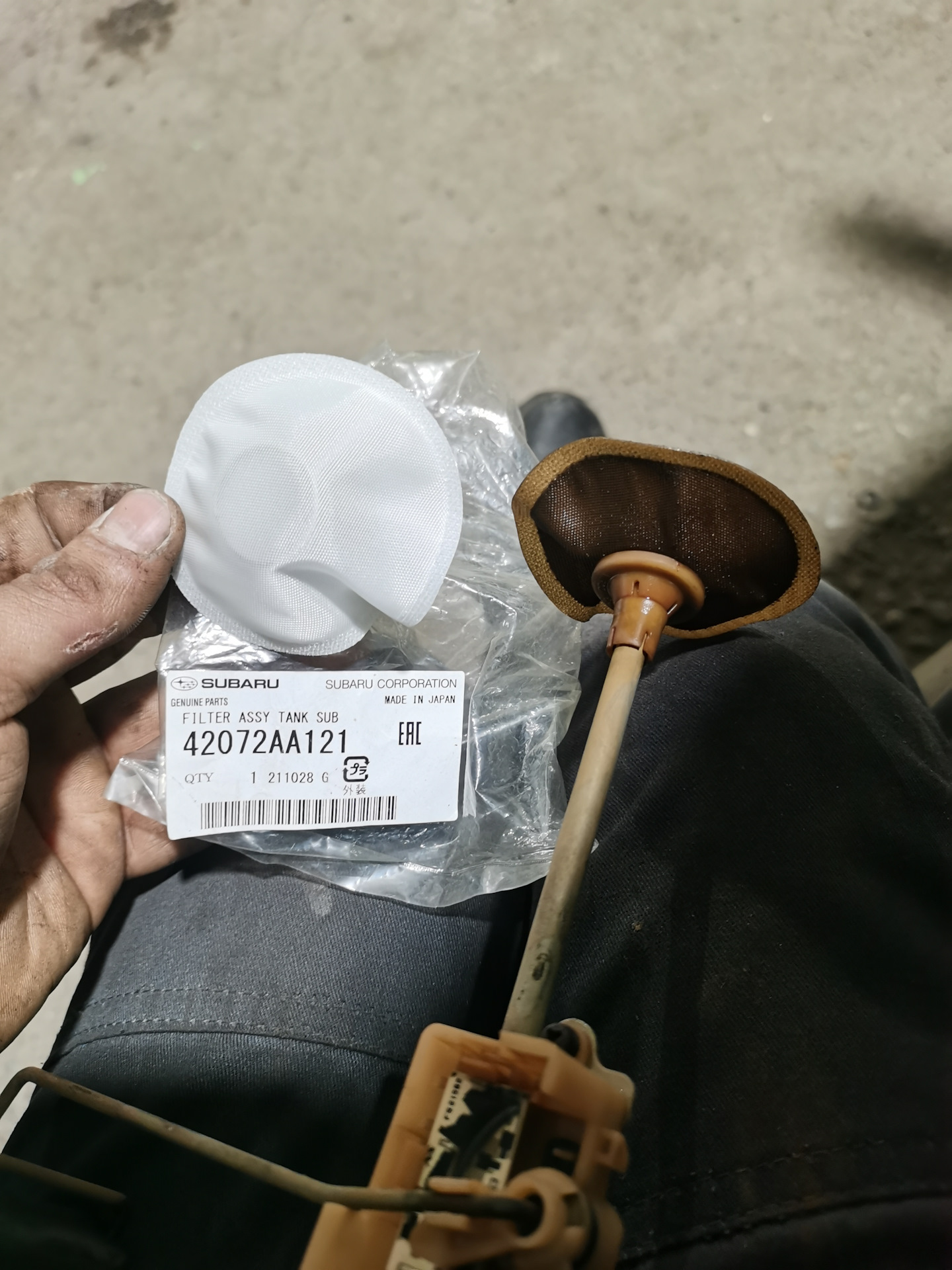 Меняю фильтра в баке — Subaru Legacy (BE/BH/BT), 2 л, 2000 года ...