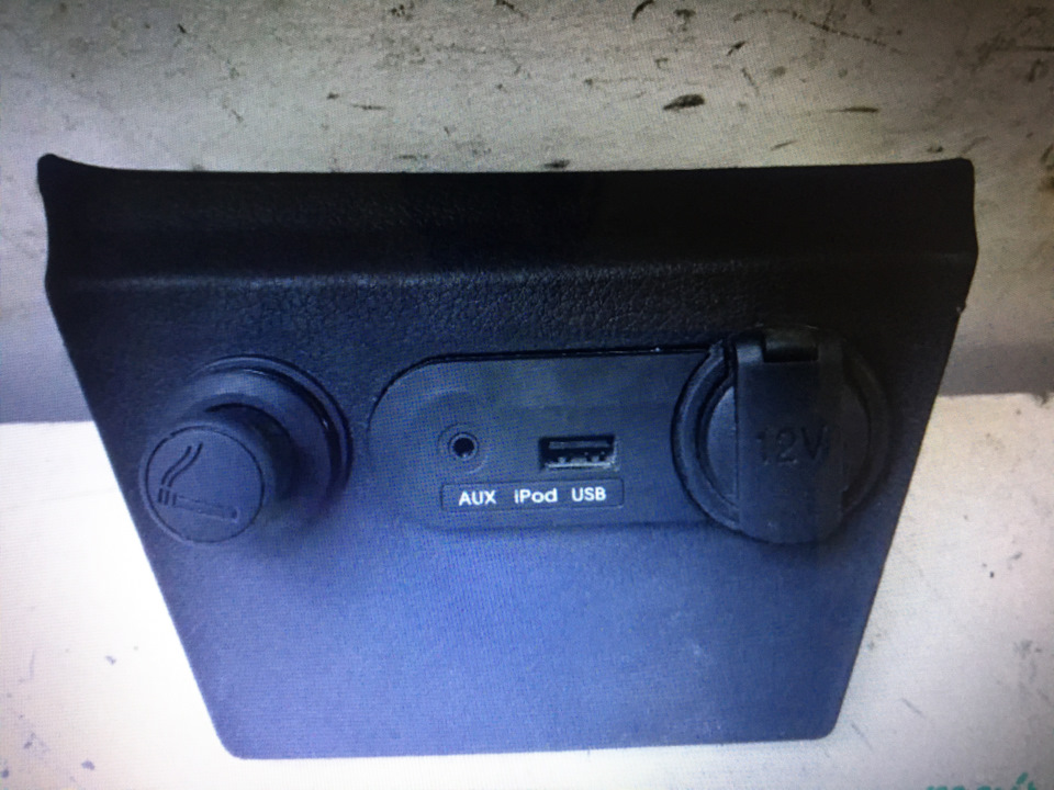 Панель aux usb — KIA Rio (3G), 1,4 л, 2017 года | аксессуары | DRIVE2