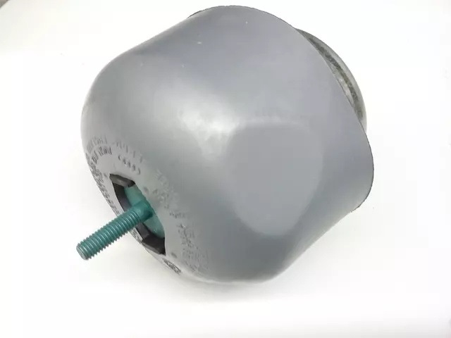 8D0199382L Опора двигателя VAG | Запчасти на DRIVE2