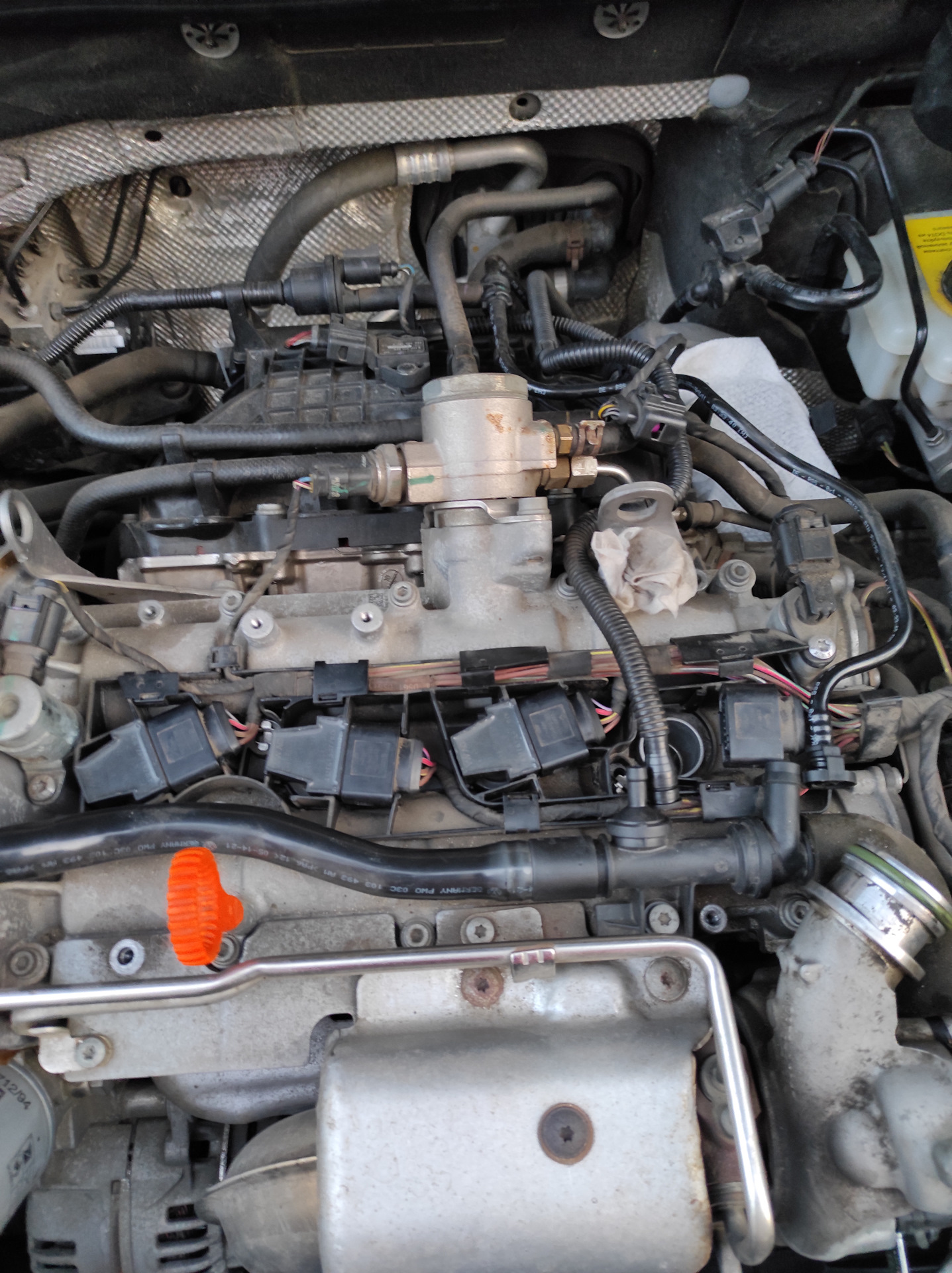 Промывка форсунок 1.4 TSI CAXA — Volkswagen Jetta VI, 1,4 л, 2012 года ...
