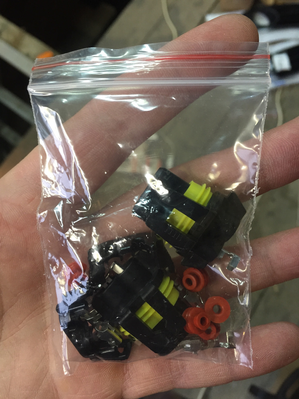 Установка ПТФ — Volkswagen Polo Hatchback Mk4F, 1,4 л, 2008 года ...