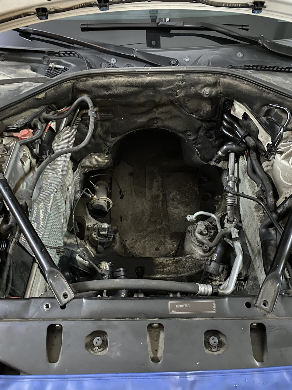 Замена цепей bmw b47 f10 часть 1 — BMW 5 series (F10), 2 л, 2014 года ...