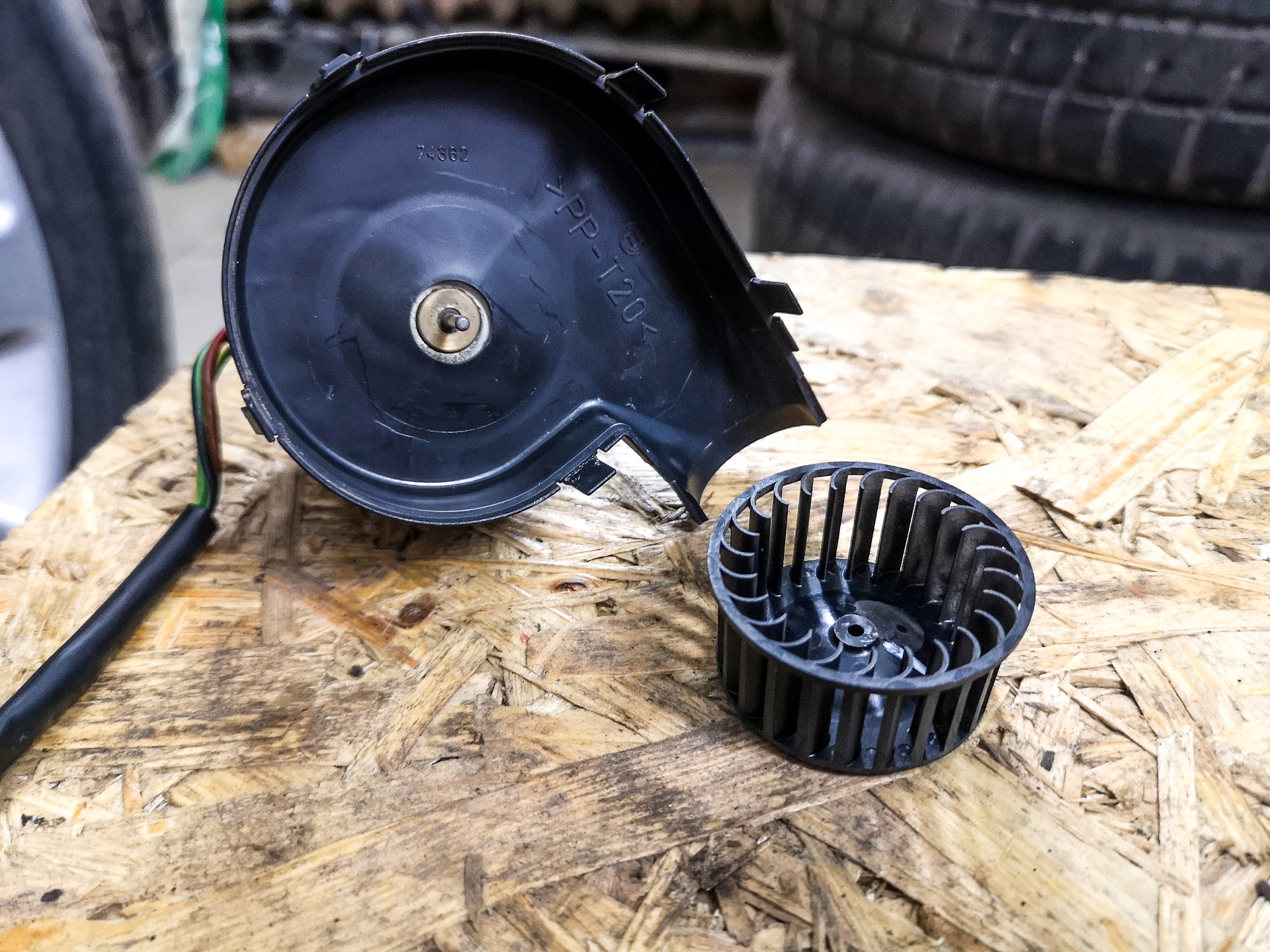 Профилактика кулера охлаждения блока PCM (двигателя) Range Rover — Land ...