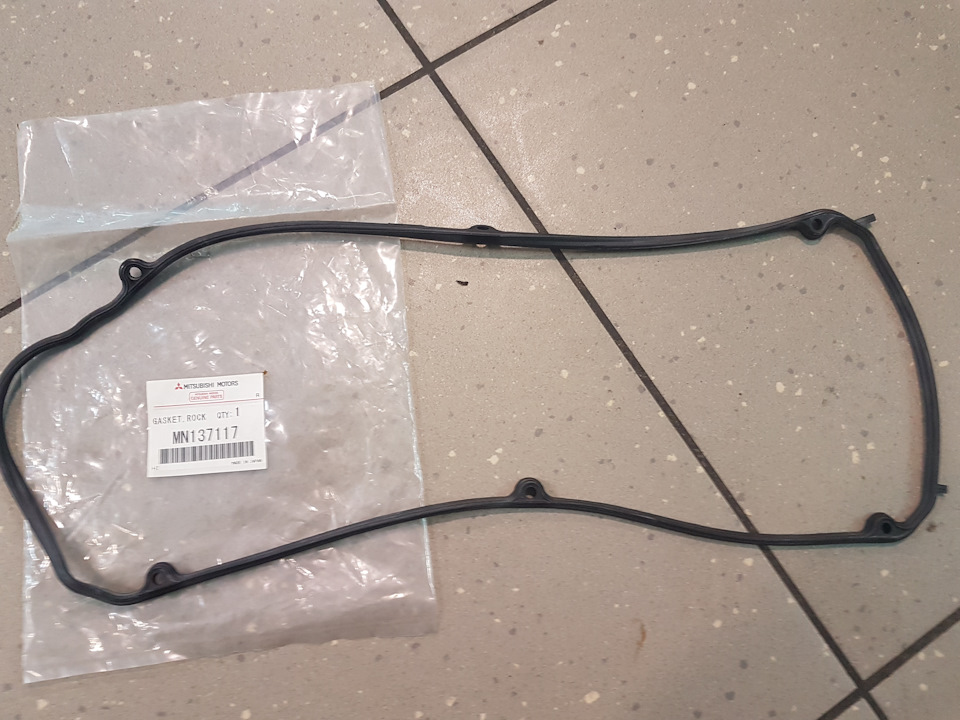 Прокладка клапанной крышки. Стойка переднего стабилизатора. Бумеранг ...