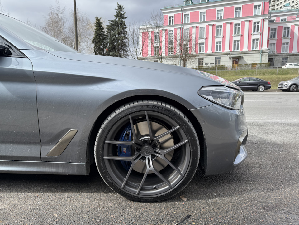 Дооснащение тормозной системой 374/370 мм — BMW 5 series (G30), 3 л ...