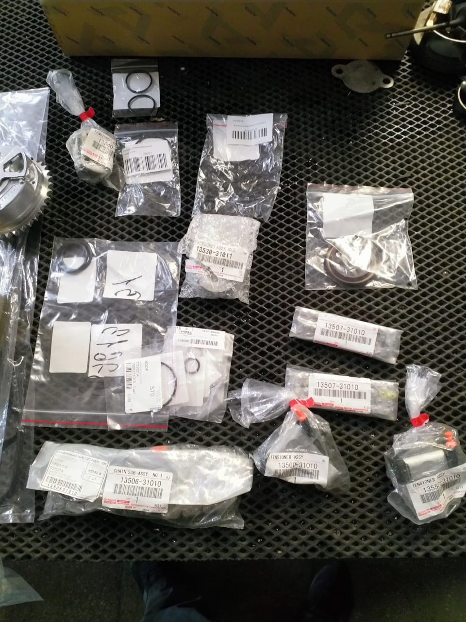 1356031010 Натяжитель цепи ГРМ №3 OEM TOYOTA LEXUS | Запчасти на DRIVE2