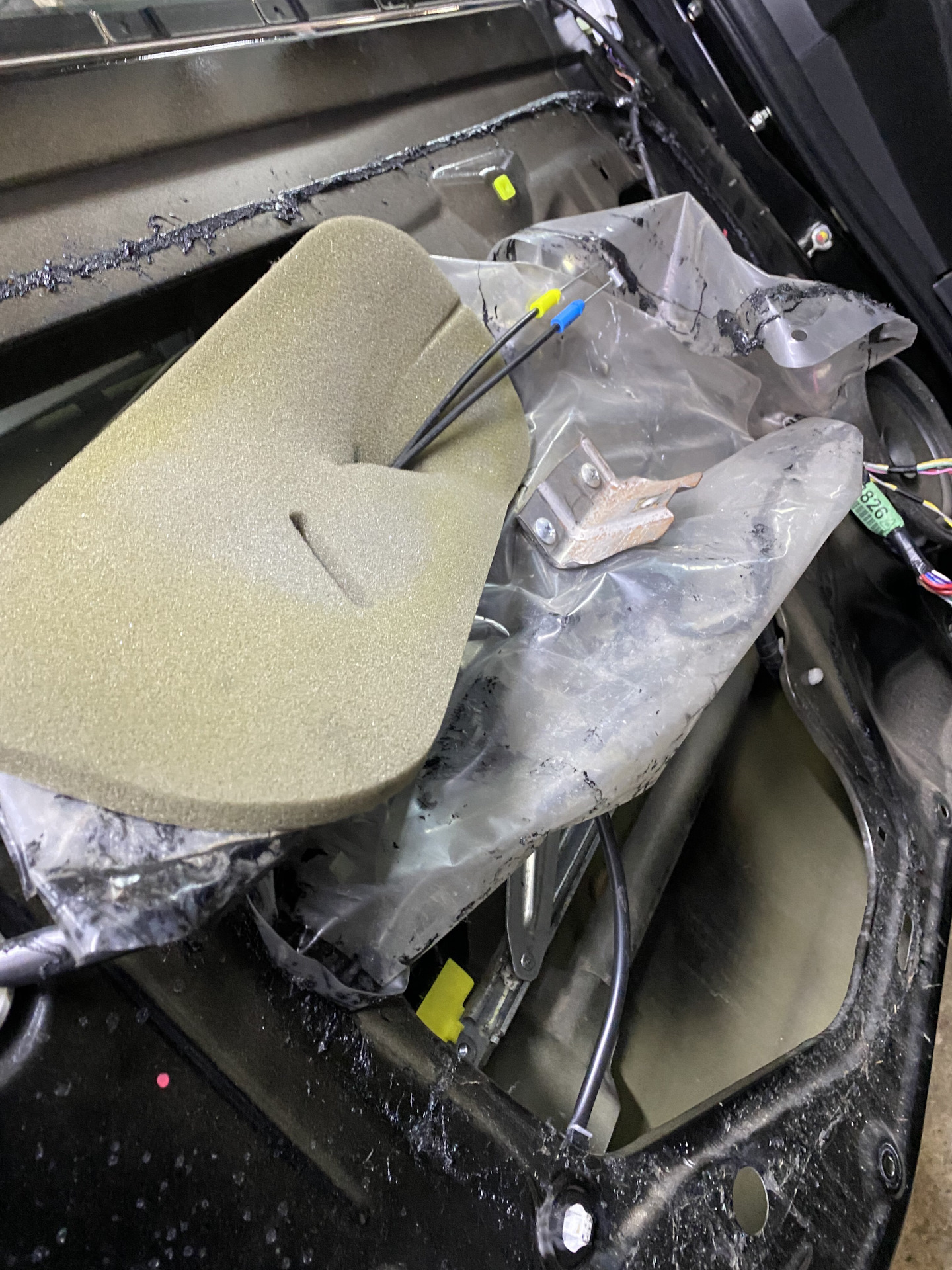 Ремонт стеклоподъёмника водительской двери — Mitsubishi Outlander (3G ...