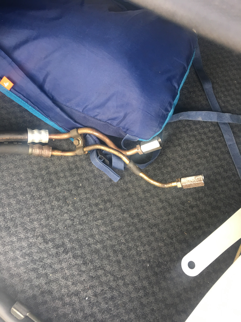 Вынос сапуна заднего моста под капот Land Cruiser HDJ100L — Toyota Land ...