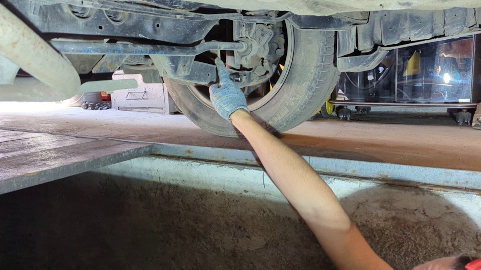 Стук на Кочках, что ломается чаще всего в подвеске? Усиление Подвески ...