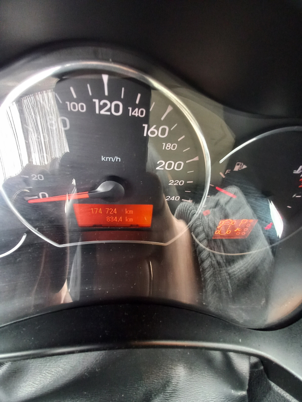 Замена свечей Finwhale FSI102 — Renault Koleos (1G), 2,5 л, 2010 года ...